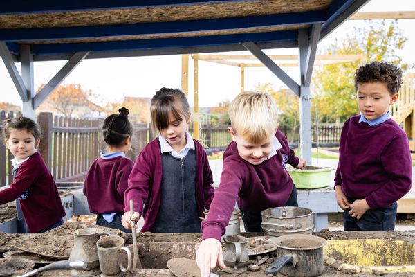 Home | Somersham Primary School